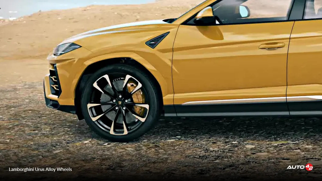 Lamborghini Urus Price On-Road Ex-Showroom - Mar 2023, Reviews, Photos ...