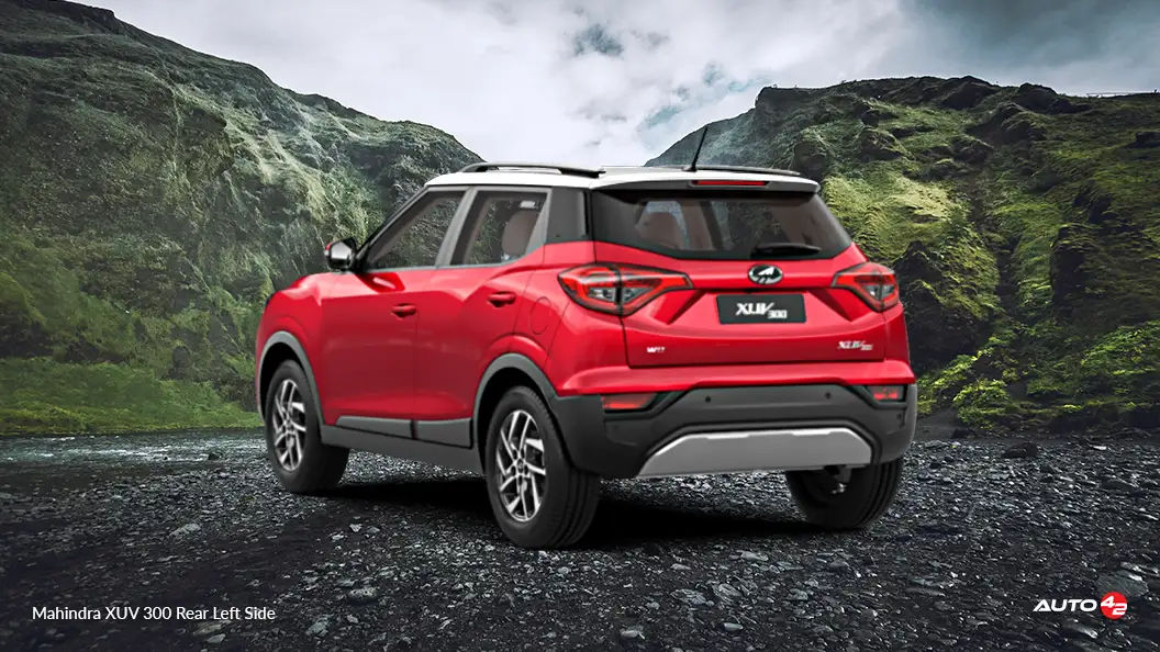 Mahindra XUV 300 Price On-Road Ex-Showroom - Aug 2022, Reviews, Photos ...