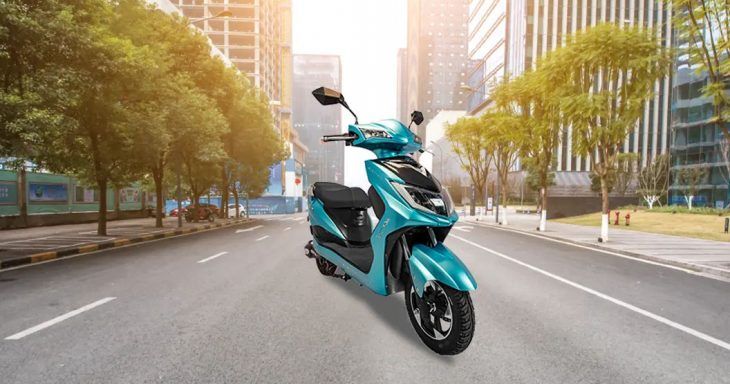 Kinetic Green Zoom Price On-Road Ex-Showroom - Oct 2022, Reviews ...